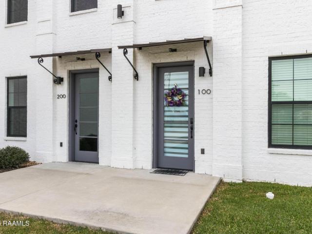 711 E Main St, Unit 100, Broussard, LA 70518 | MLS #RA2500005 | Compass