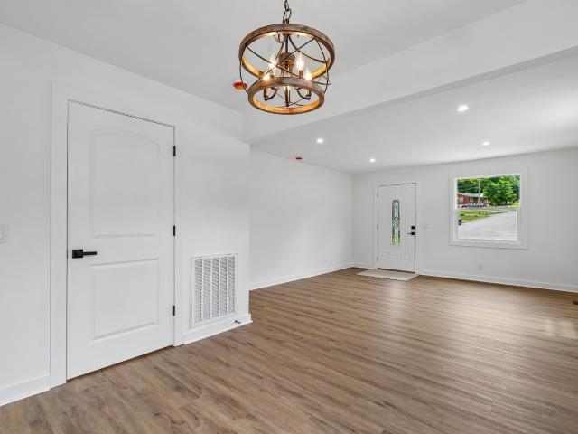 711 Elissa Dr