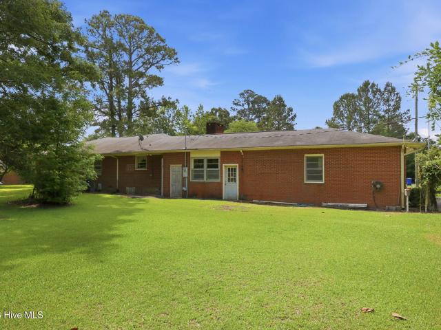 711 Fairlane Drive