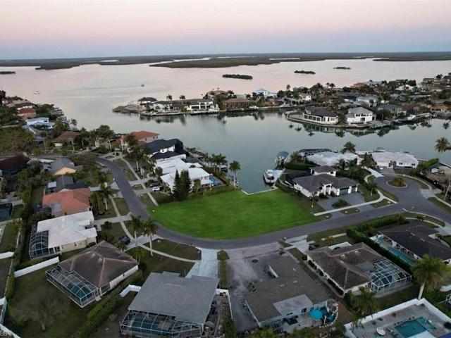 711 Fairlawn Ct, Marco Island, FL 34145 | MLS #226007 | Compass