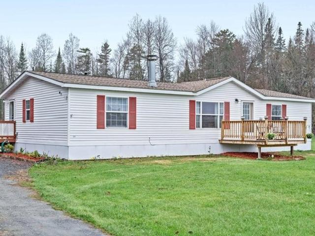 711 Knowles Flat Rd, Eden, VT 05652