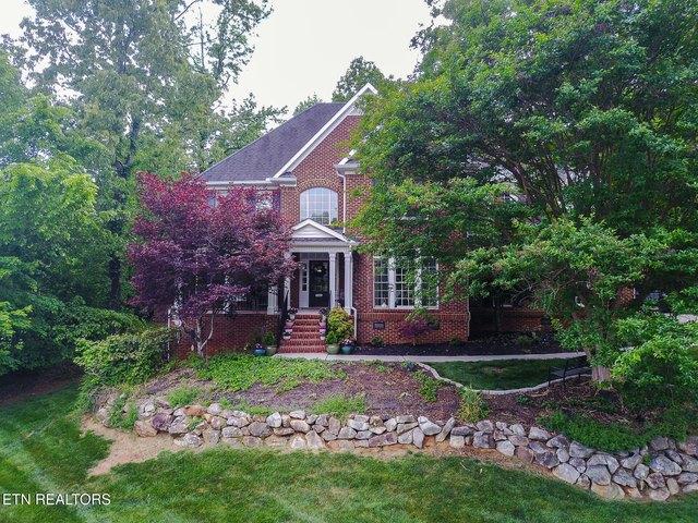 711 Hunting Fox Ln, Knoxville, TN 37934