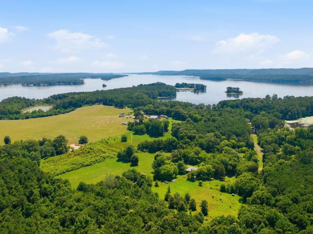711 John Cabaniss Road