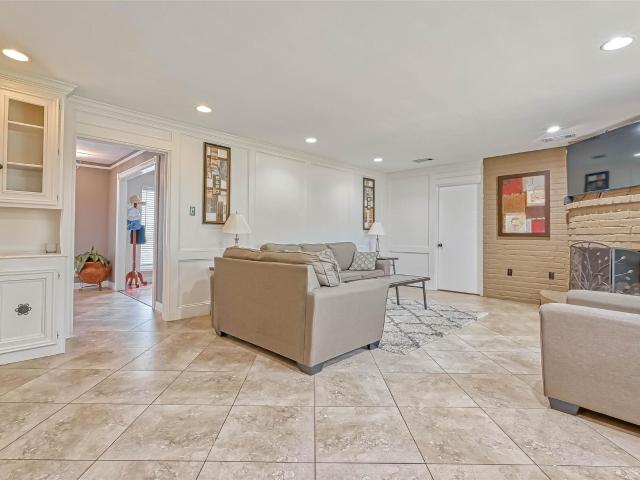 711 Lodgehill Ln, Houston, TX 77090 | MLS #51228