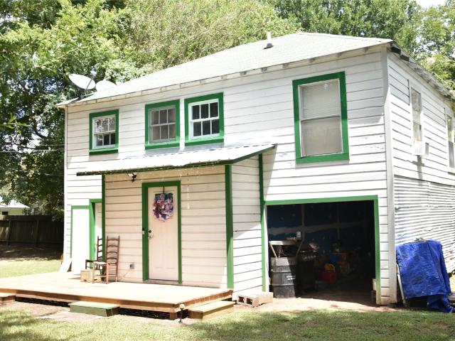 711 Lamar Ave