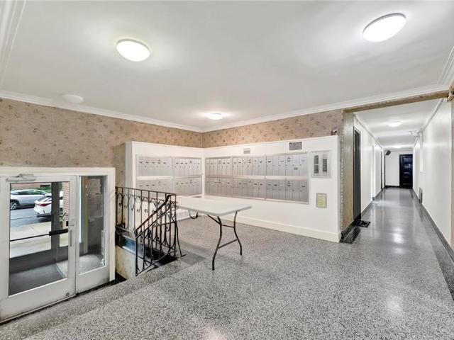 711 Montauk Court, Unit 1J | Compass