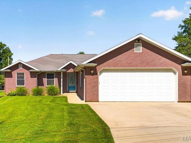 711 Morrison Ave, Waterloo, IL 62298