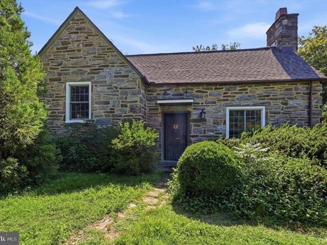 711 Manchester Ave, Media, PA 19063