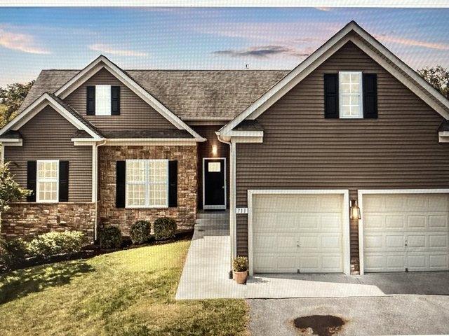 711 Masters Dr, Cross Junction, VA 22625