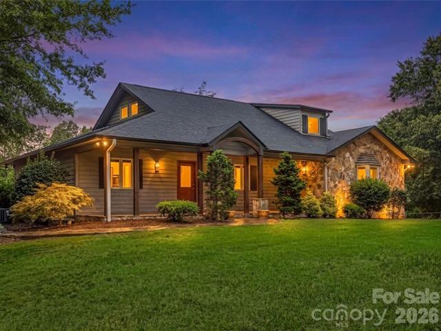 711 Meadow Crest Rd, Tryon, NC 28782