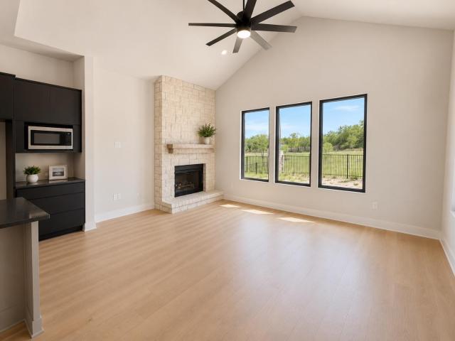 711 N Paleface Ranch Rd # 4