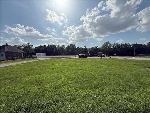 711 N Sterling Avenue