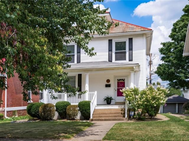 711 Saint Louis Avenue