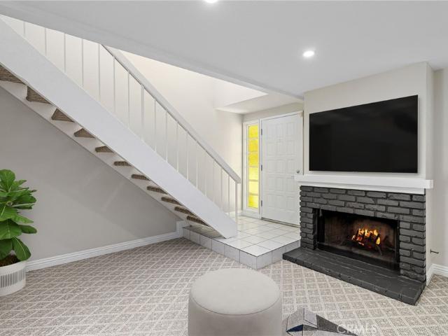 711 Santa Rosa Court