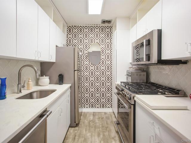 711 Shore Road 2C