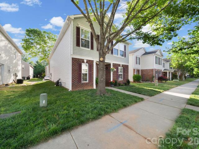 711 Skywatch Lane