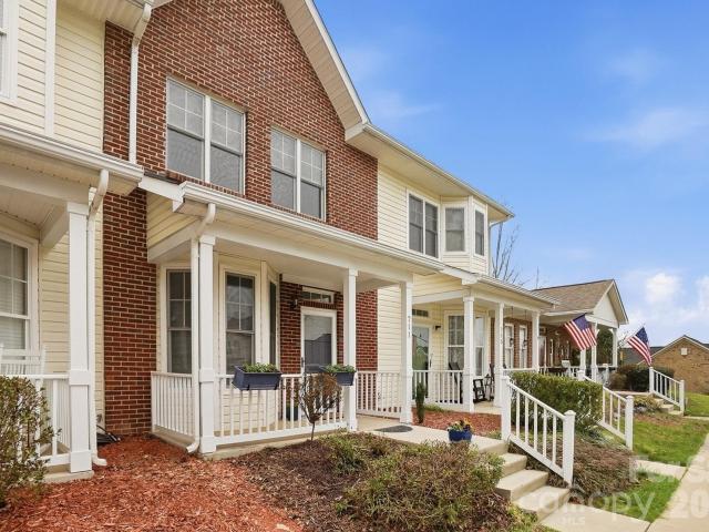 711 Stone Village Dr, Fort Mill, SC 29708 | MLS #4348