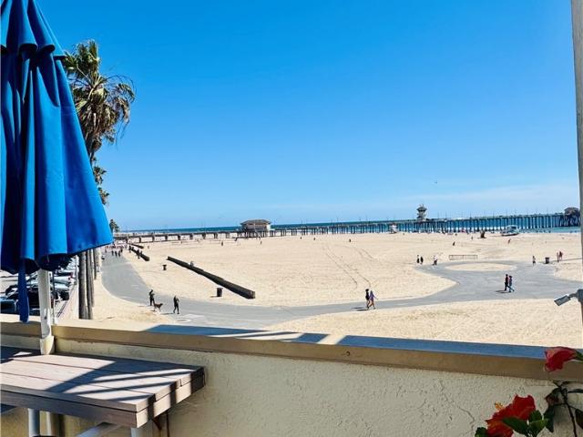 711 Pacific Coast 330