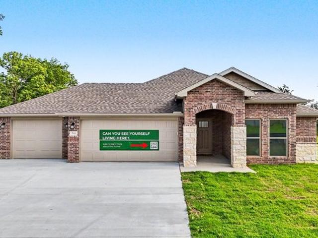 711 Prairie Ln, Carl Junction, MO 64834