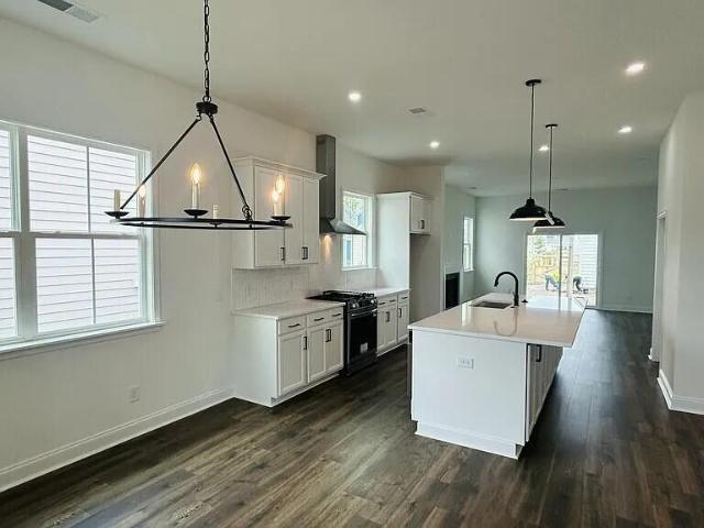 711 Rumbling Leaf Ln, Unit 1526, Summerville, SC 29486 | MLS #26009 | Compass