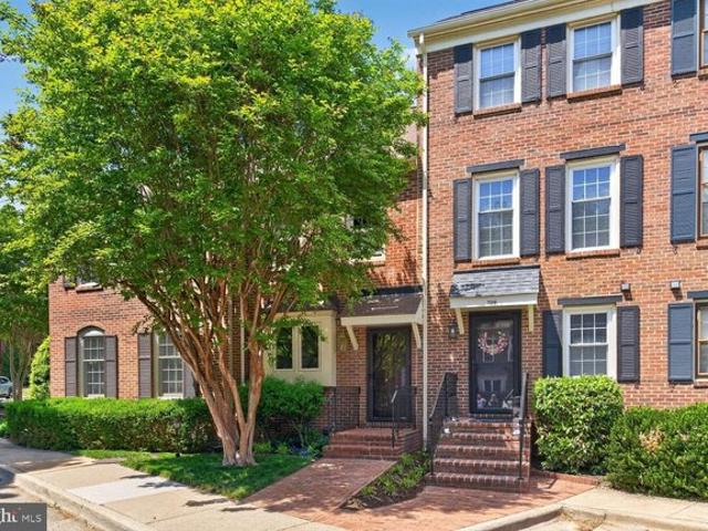 711 W Abingdon Ct, Alexandria, VA 22314