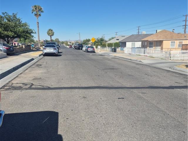 711 W Buena Vista
