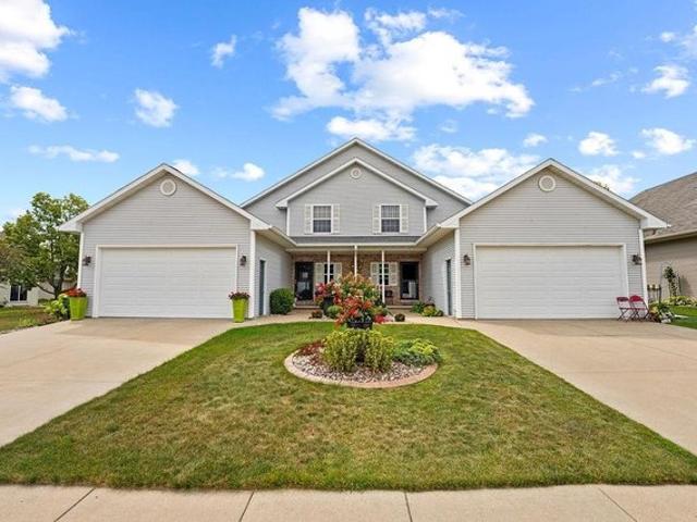 711 W Packer Ave, Oshkosh, WI 54901