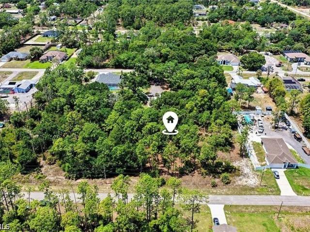 711 Wellington Ave, Lehigh Acres, FL 33972