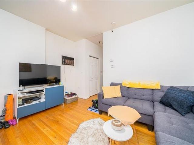 711 Willow Ave # 2D