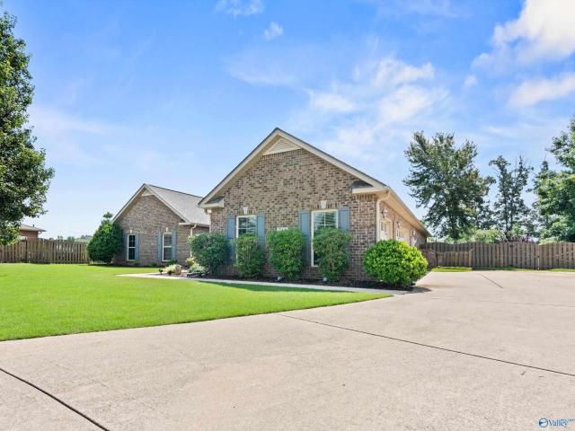 711 Tide Creek Drive SW