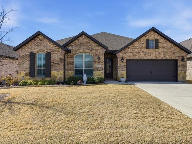 711 Uplands Dr, Northlake, TX 76226