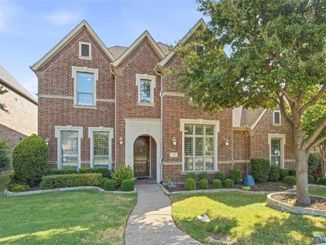7124 Comal Dr, Irving, TX 75039