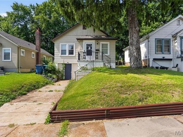 7124 Dawson Pl, Jennings, MO 63136