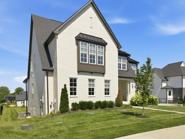 7125 Newfields Ct