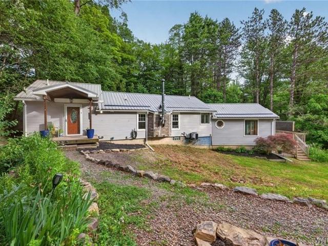 7126 Boston Cross Rd Unit A, Boston, NY 14025