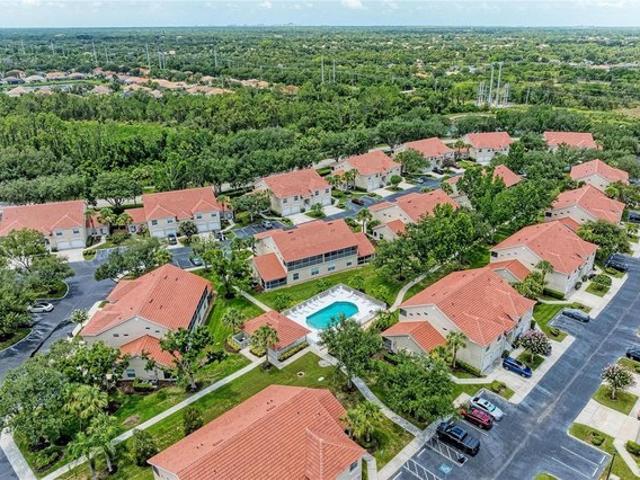 7126 Cedar Hollow Cir, Bradenton, FL 34203