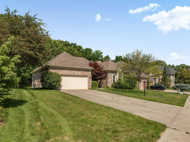 7126 Lakeside Woods Drive