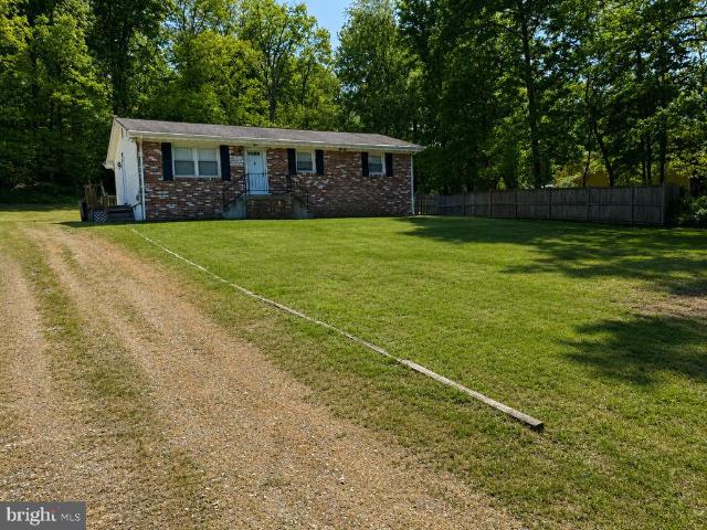 7127 Barry Road