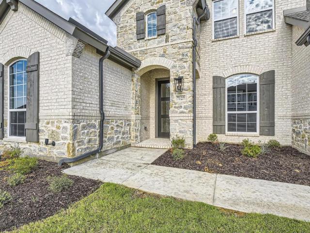 7127 Doe Creek Lane