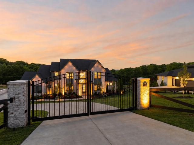 7128 Bonterra Dr, Franklin, TN 37064 | MLS #3184