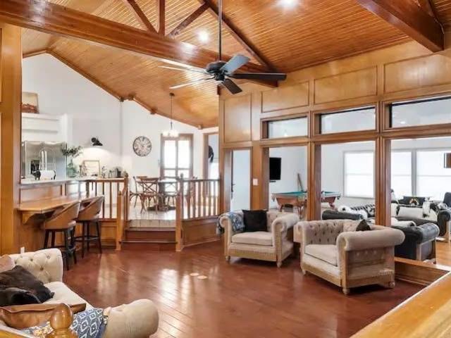 7128 County Road 319, Alvarado, TX 76009 | MLS #21211 | Compass