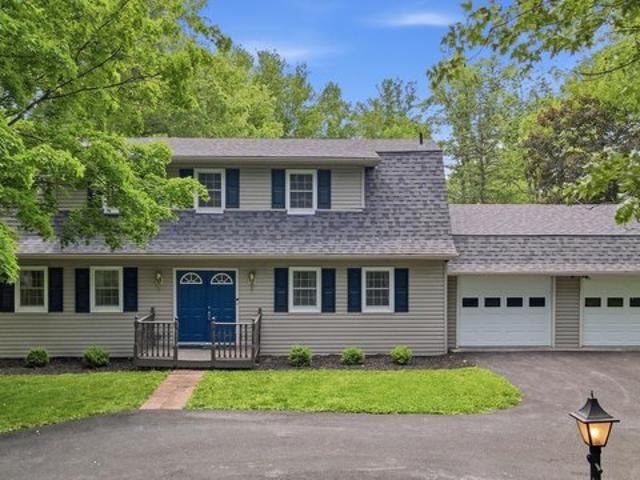 7128 Gregg Rd, West Jefferson, OH 43162
