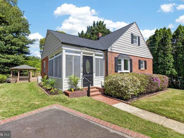 7128 Parkview Ave, Falls Church, VA 22042