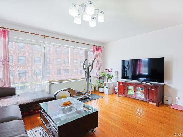 7128 rd Street 2A