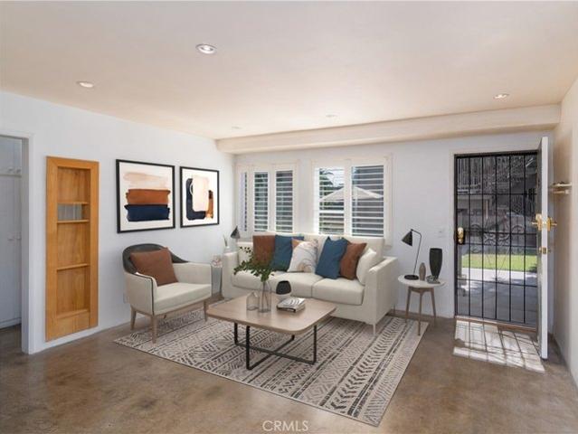 7129 Coldwater Canyon Ave Apt 8, North Hollywood, CA 91605