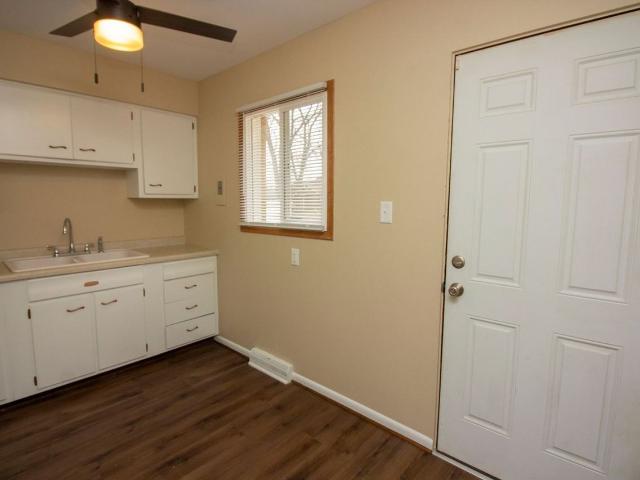 7129 Columbia Ave 2 Bedroom Apartment for Rent at 7129 Columbia Ave, Hammond, IN 46324