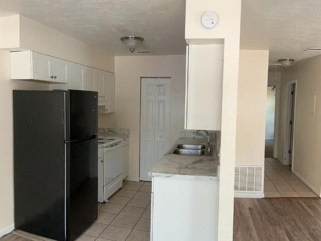 7129 SW 45TH PL 2 Bedroom Apartment for Rent at 7129 Sw 45th Pl, Gainesville, FL 32608
