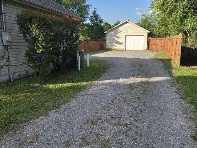 7120 Alexandria Dr