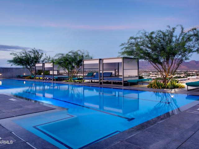 7120 E KIERLAND Boulevard # 319