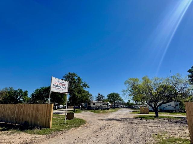 7120 Hwy 183 N